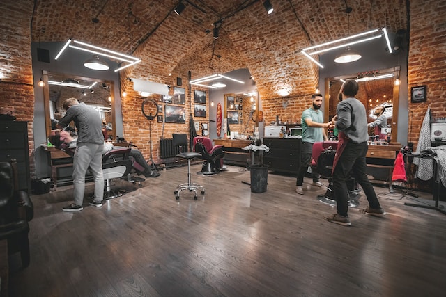 ¿Cómo pueden los propietarios de barberias ampliar con éxito su negocio ...